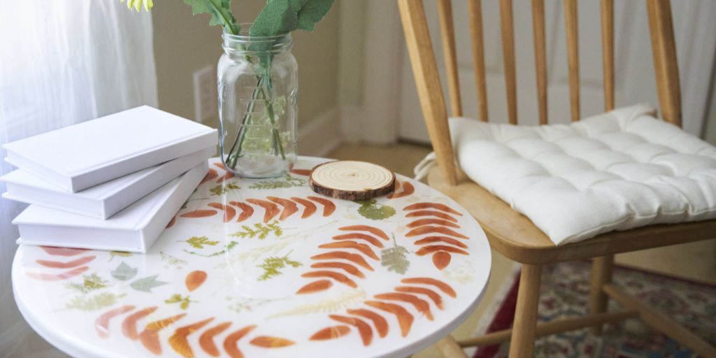 Creating a DIY Resin Table With Leaves & Florals - Promise Epoxy